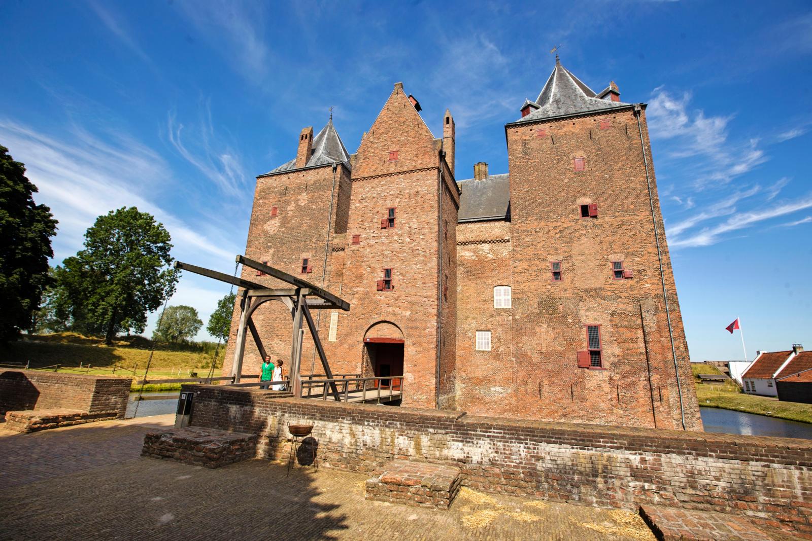 6 kastelen die een bezoek meer dan waard zijn - Zin.nl