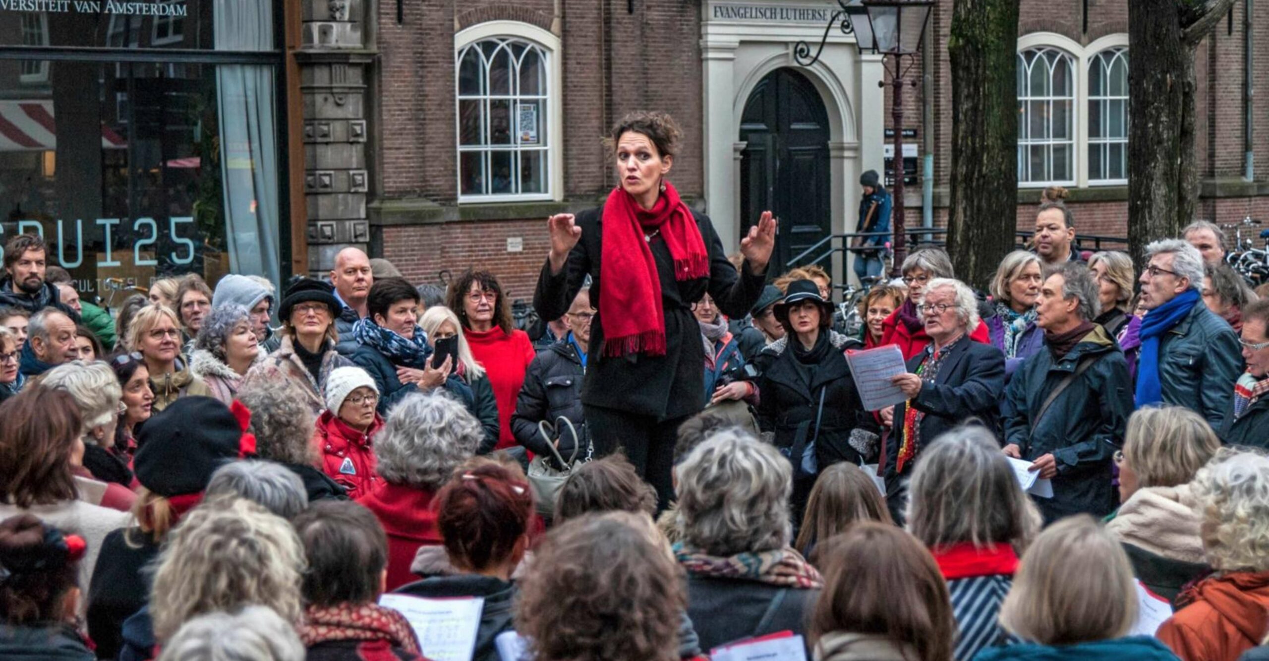 Uit volle borst - Zin.nl